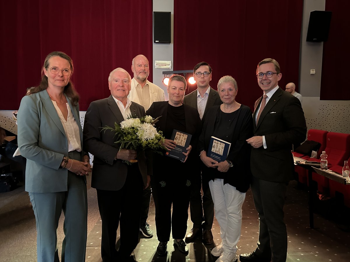 Rückblick auf gelungene Buchpräsentation | AMEOS Eingliederung Ueckermünde