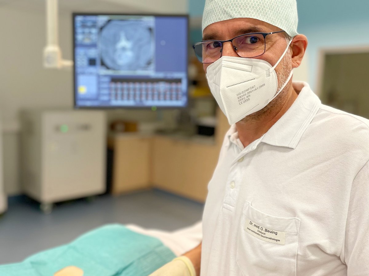 Gezielte Behandlung von Rückenschmerz | AMEOS Klinikum Bernburg